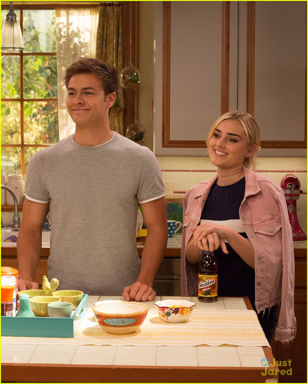 Peyton Meyer Returns as Tripp on Tonight's 'American Housewife' | Photo ...