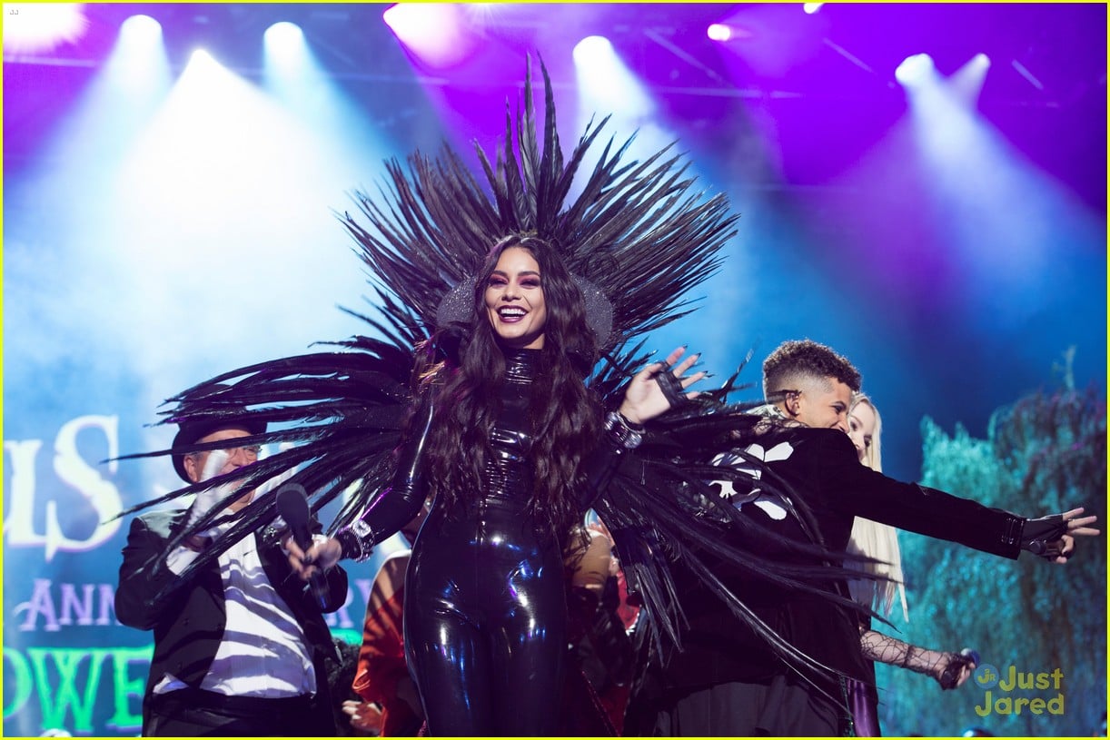 Full Sized Photo of vanessa jordan dove sofia jordin hp anniversary ...