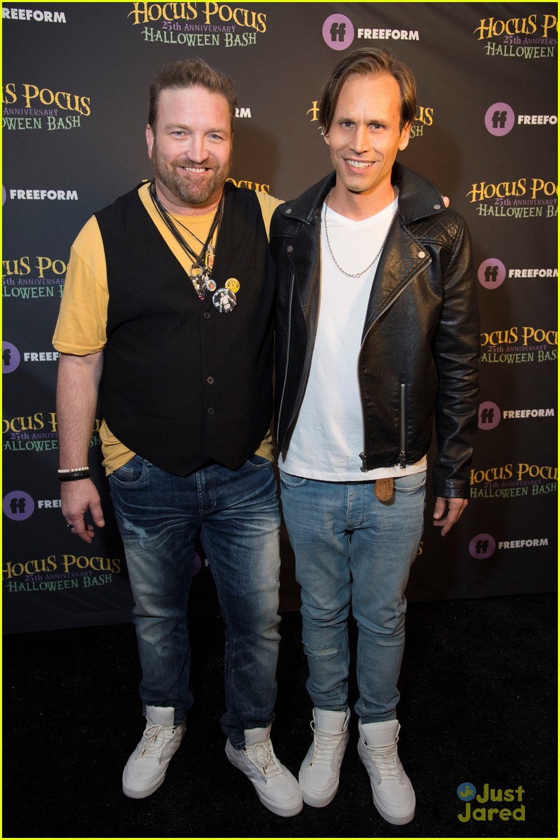 Full Sized Photo of vanessa jordan dove sofia jordin hp anniversary ...