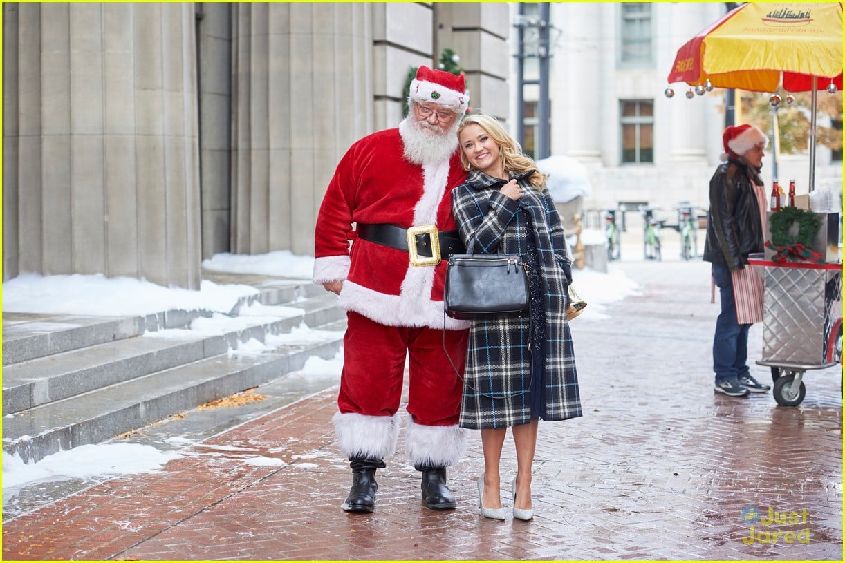 Emily Osment To Debut New Song In Her New Hallmark Movie, 'Christmas ...