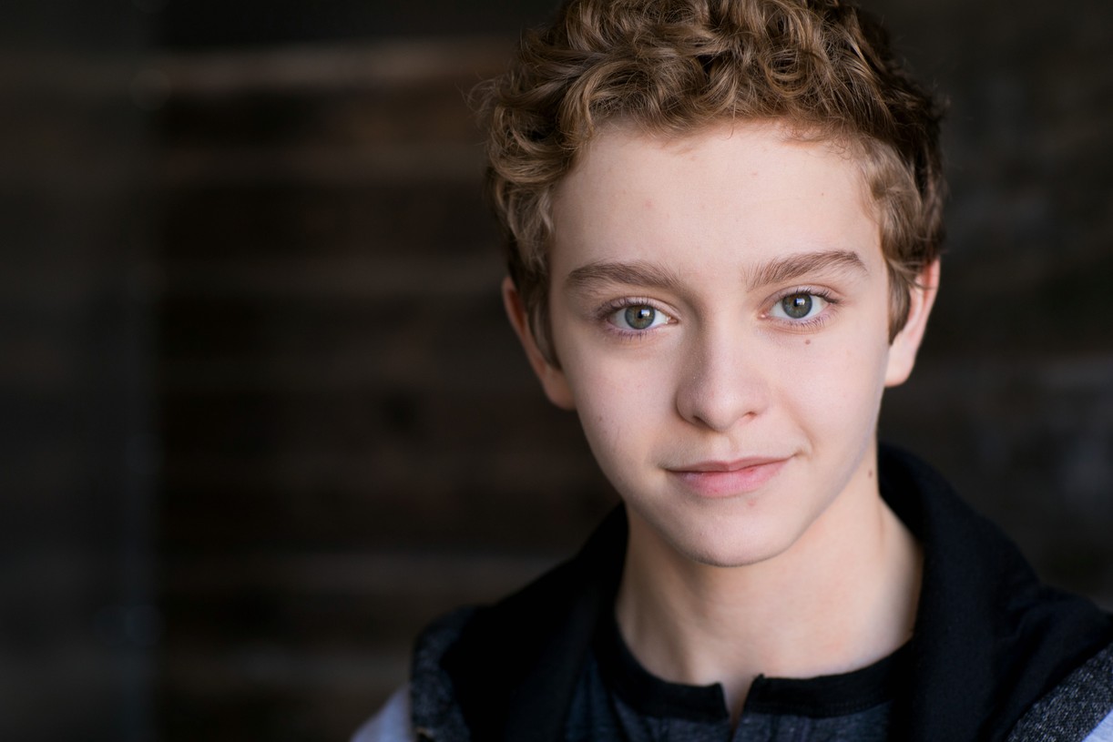 Get To Know 'Prince of Peoria's Gavin Lewis With 10 Fun Facts ...