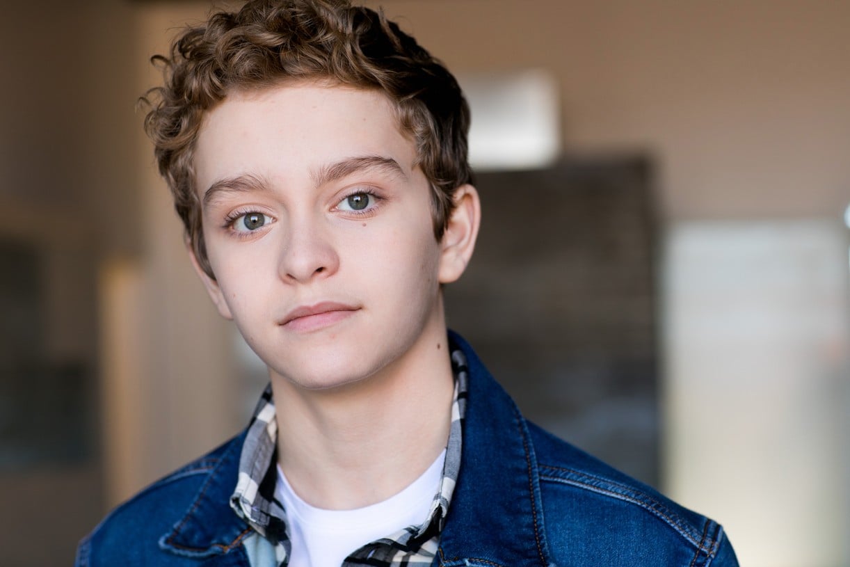 Get To Know 'Prince of Peoria's Gavin Lewis With 10 Fun Facts ...