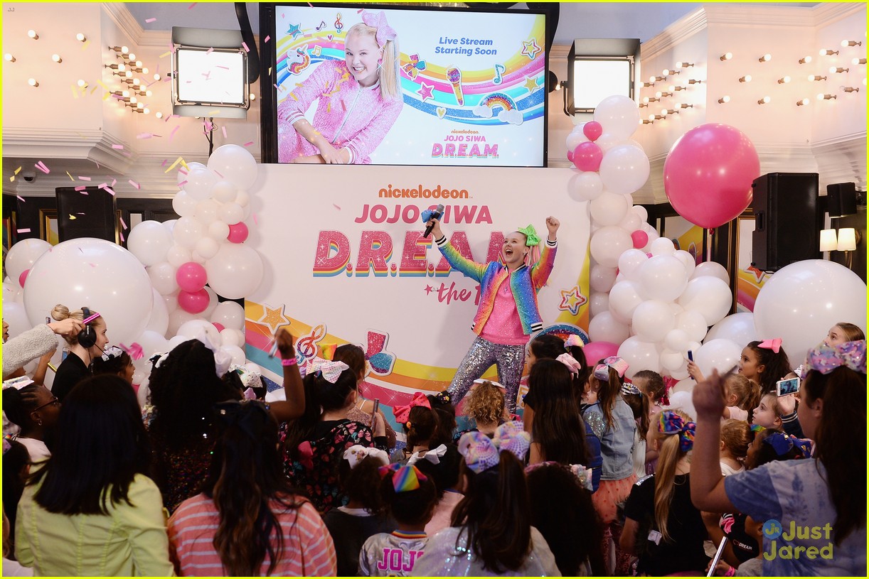 Full Sized Photo of jojo siwa dream tour announcement event pics 21 ...