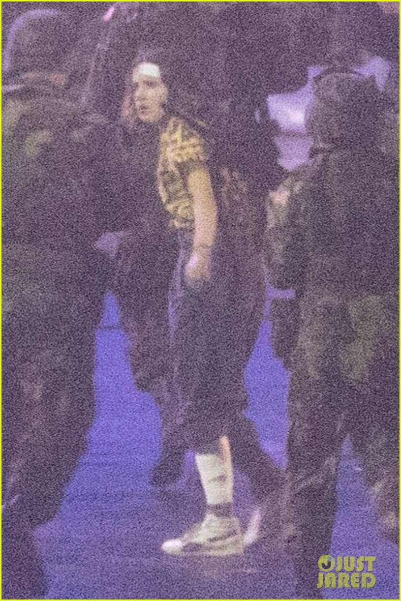 Full Sized Photo of stranger things finale november season 3 2018 21 ...