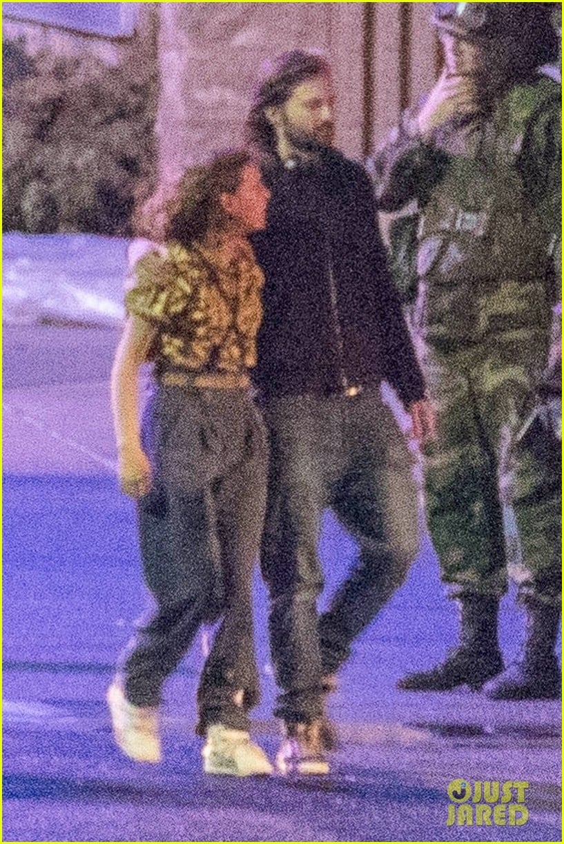 Full Sized Photo of stranger things finale november season 3 2018 26 ...