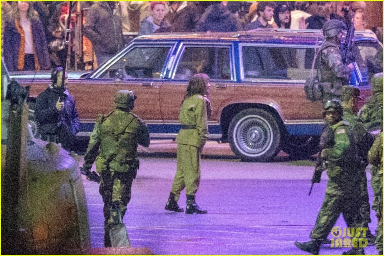 Full Sized Photo of stranger things finale november season 3 2018 33 ...