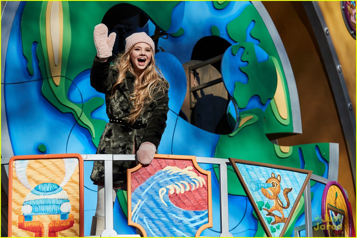 Tegan Marie Celebrates Girls in STEM With Girl Scouts During Macy's ...