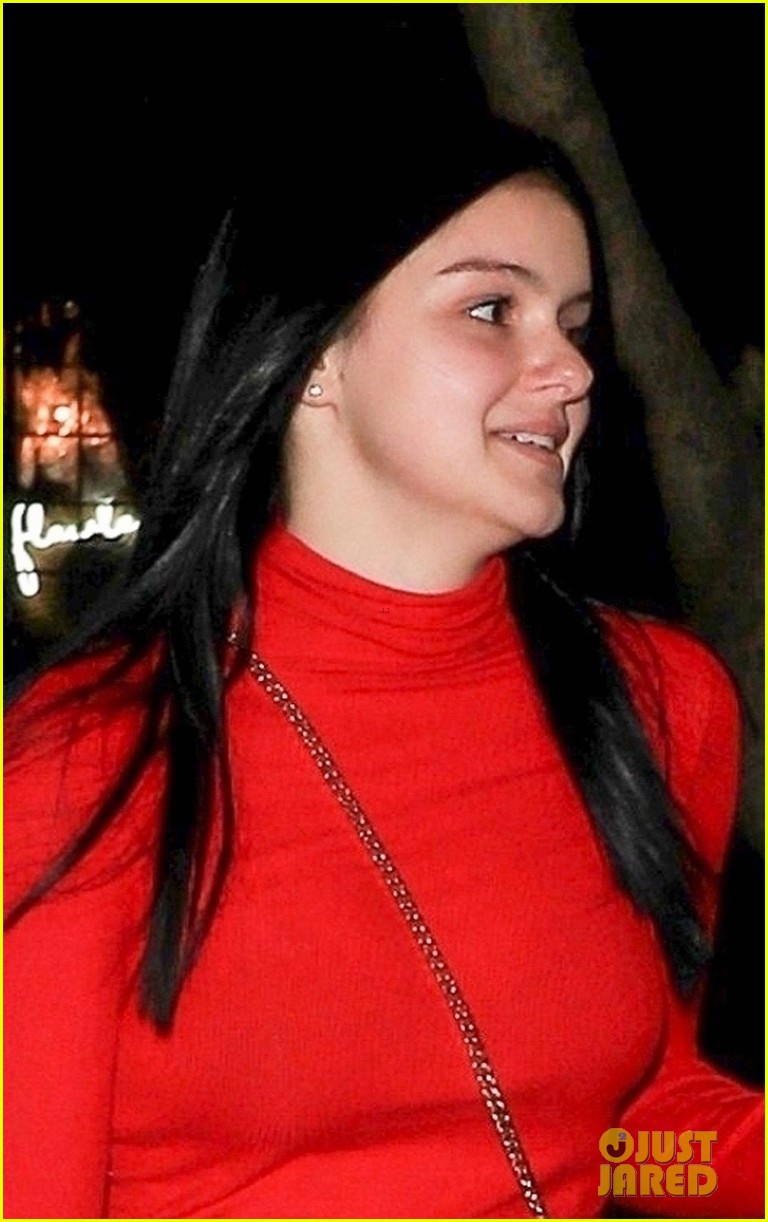 Ariel Winter & 'Modern Family' Kids Have Schoolroom Christmas Party ...