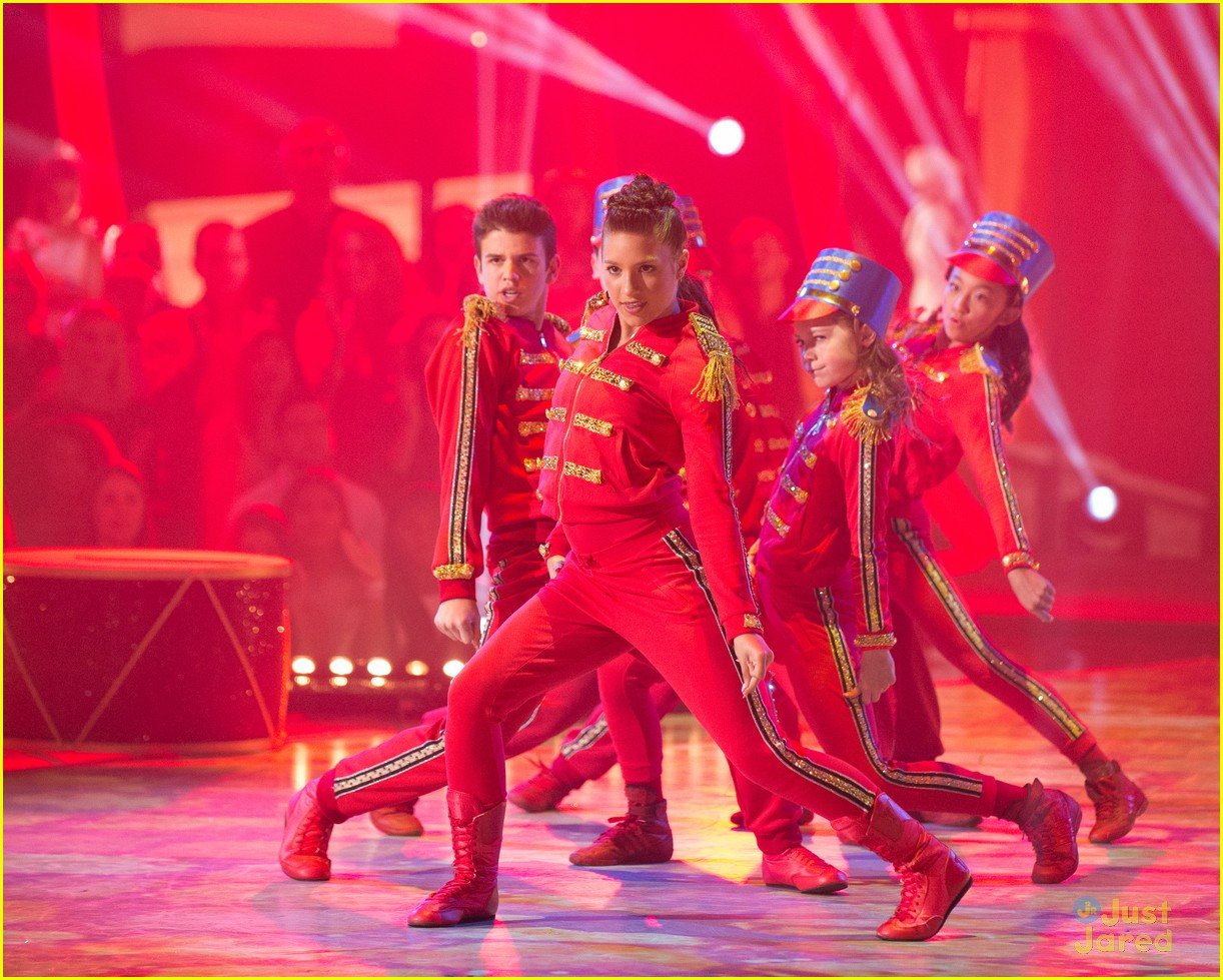 Mackenzie Ziegler & Sage Rosen are Toy Soldiers For DWTS Juniors Finale ...