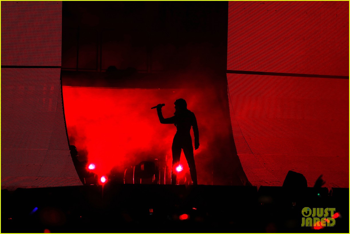 Full Sized Photo of taylor swift reputation tour 2018 64 | See the Set ...