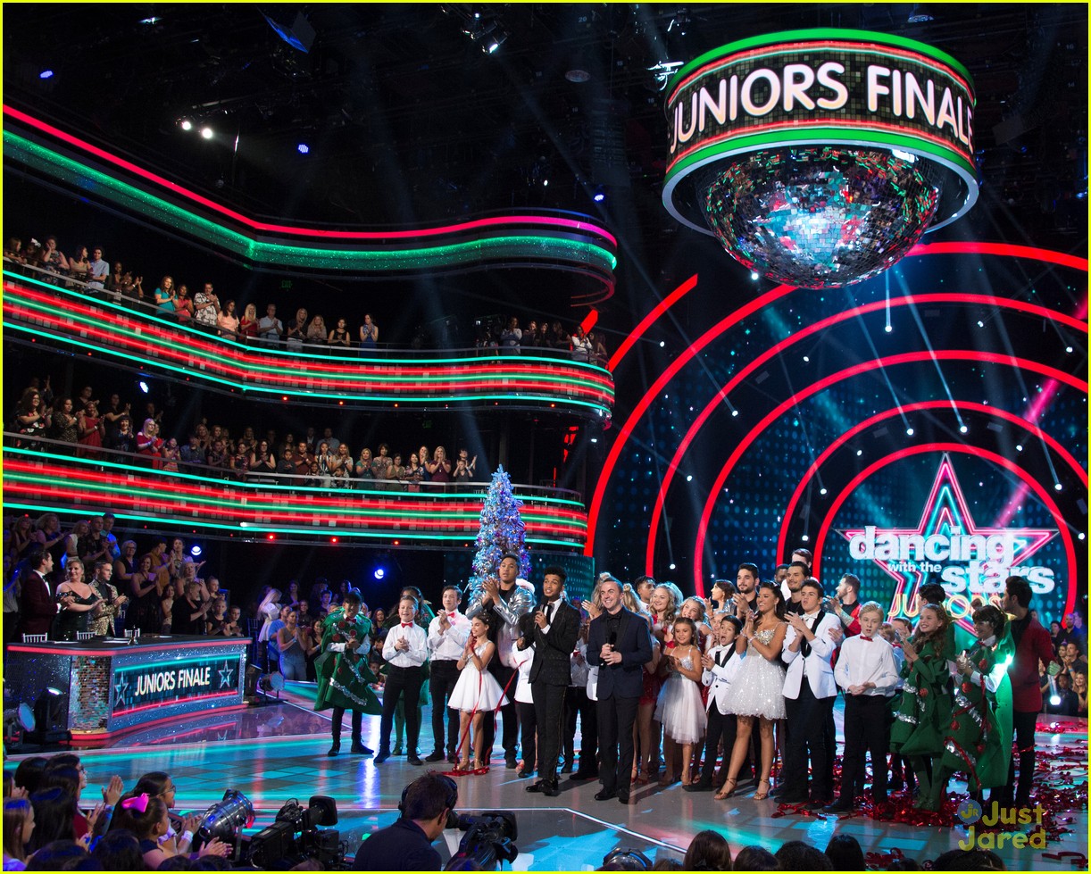 'DWTS Juniors' Trophy Revealed - See What It Looks Like Here! | Photo ...