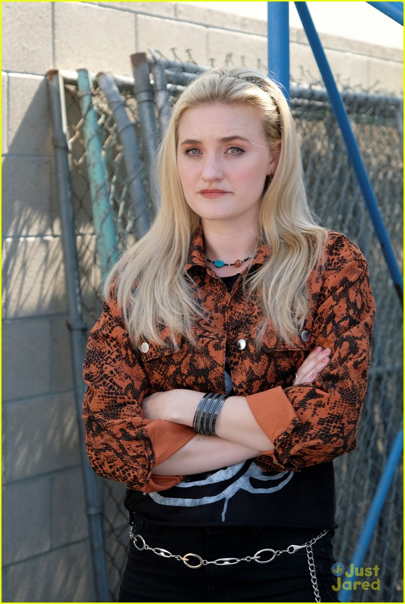 AJ Michalka & Rachel Crow Star in ABC's New Show 'Schooled' - See The ...