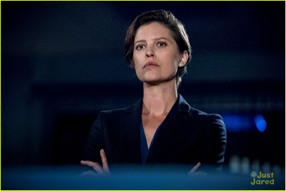 Full Sized Photo of arrow emiko queen intro stills 09 | Oliver ...