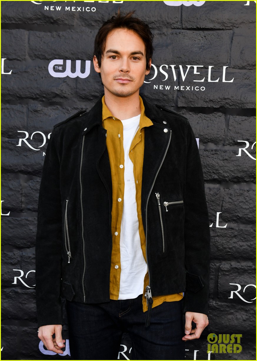 Full Sized Photo of tyler blackburn joins jeanine mason nathan parsons ...