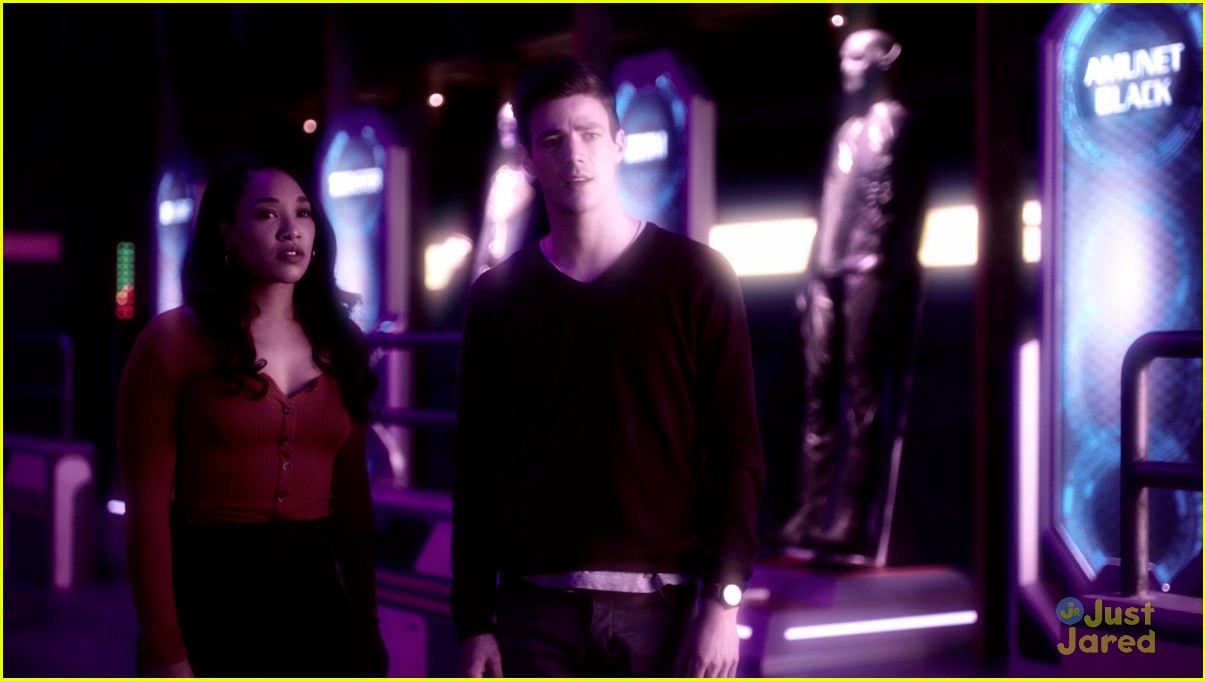 Barry & Iris Try To Rescue Nora From a Memory Machine on 'The Flash ...