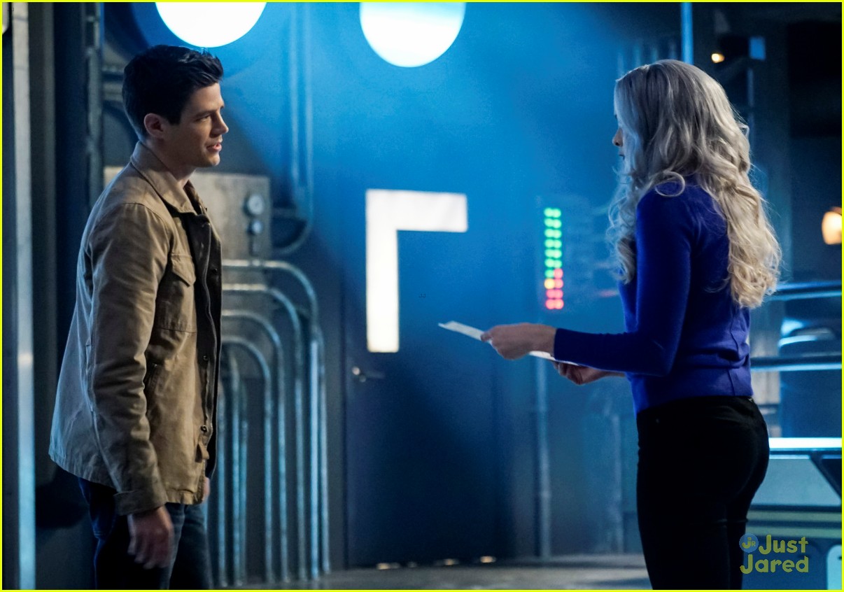 Nora Gets Severely Injured On Tonight's New 'The Flash' | Photo 1211254 ...