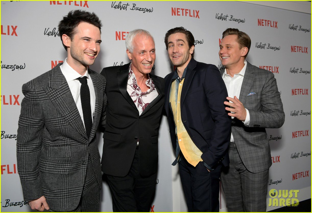 Natalia Dyer & Charlie Heaton Couple Up for 'Velvet Buzzsaw' LA ...