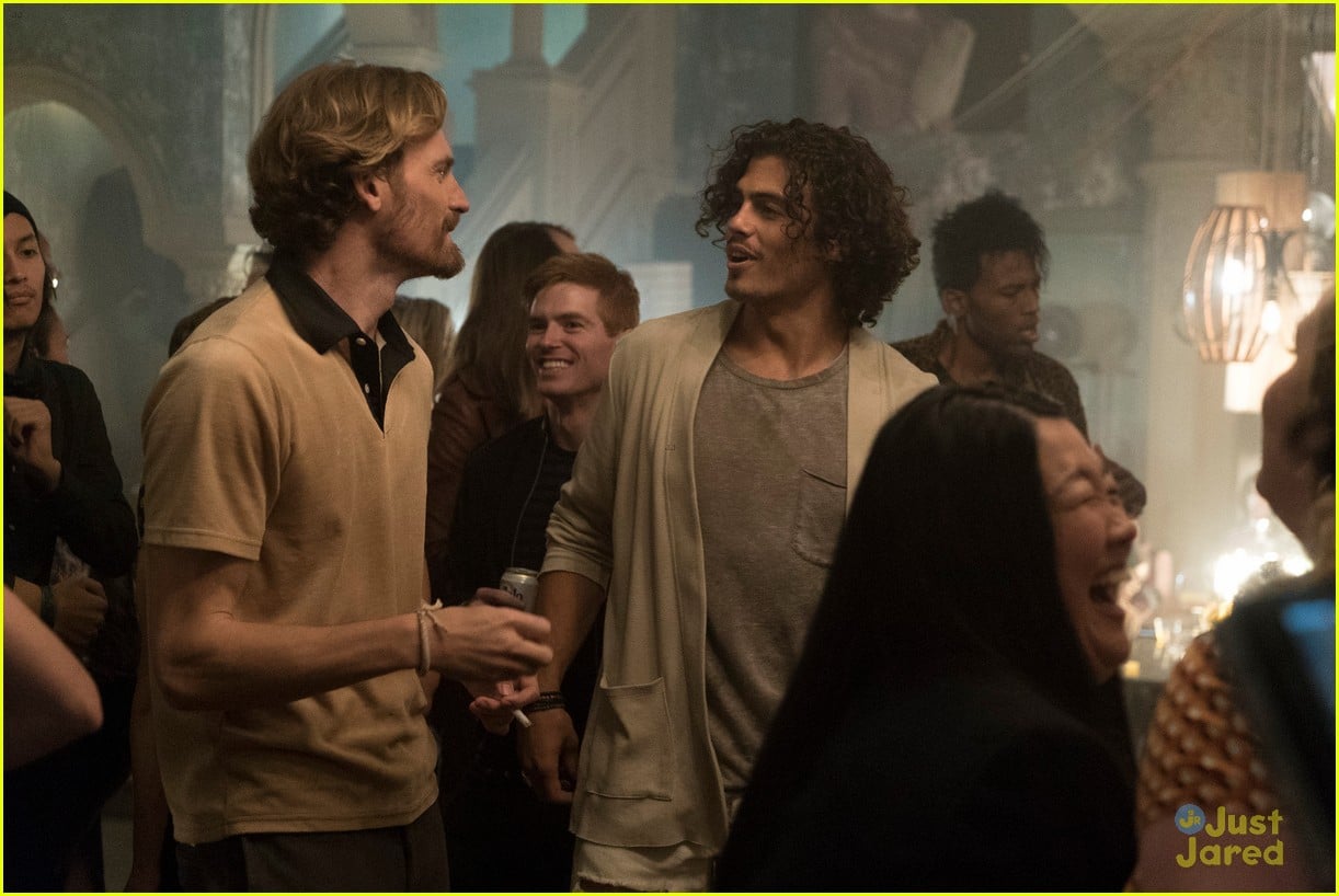 Jude Gives Callie Much Needed Advice on Tonight's 'Good Trouble ...