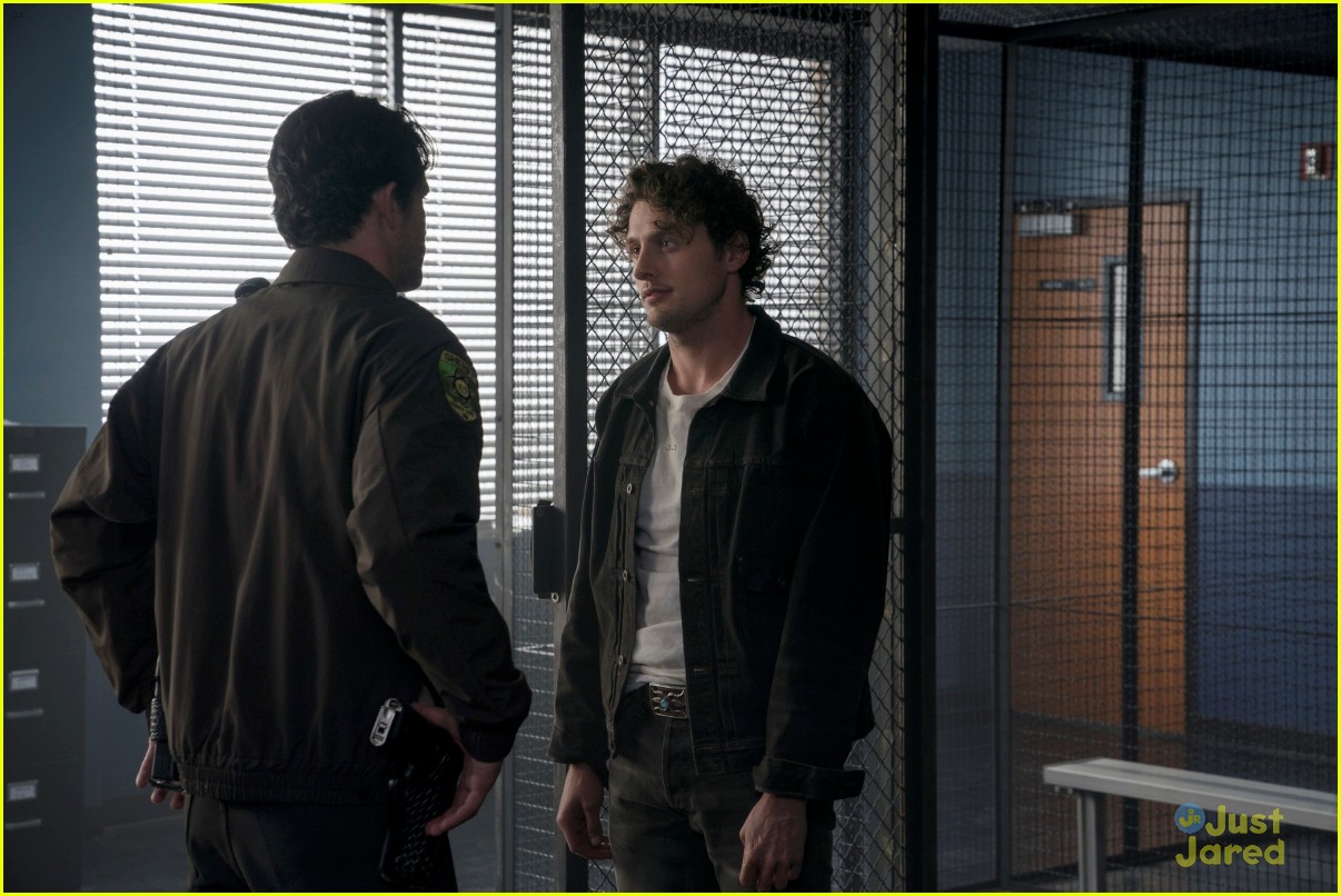 Full Sized Photo of roswell pilot mason parsons talk why now 07 ...