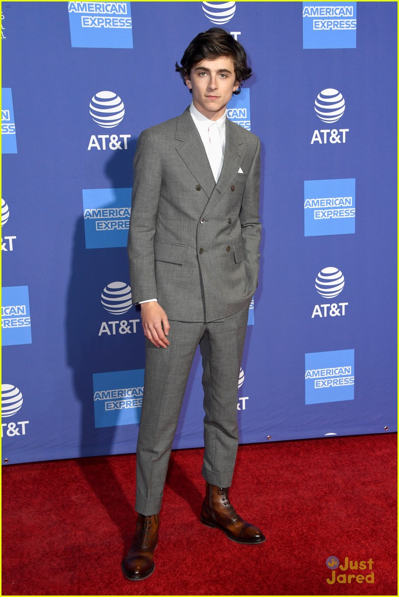 Full Sized Photo of timothee chalamet sign proposal psiff 12 | Timothee ... Full Sized Photo of timothee chalamet sign proposal psiff 12 | Timothee ...