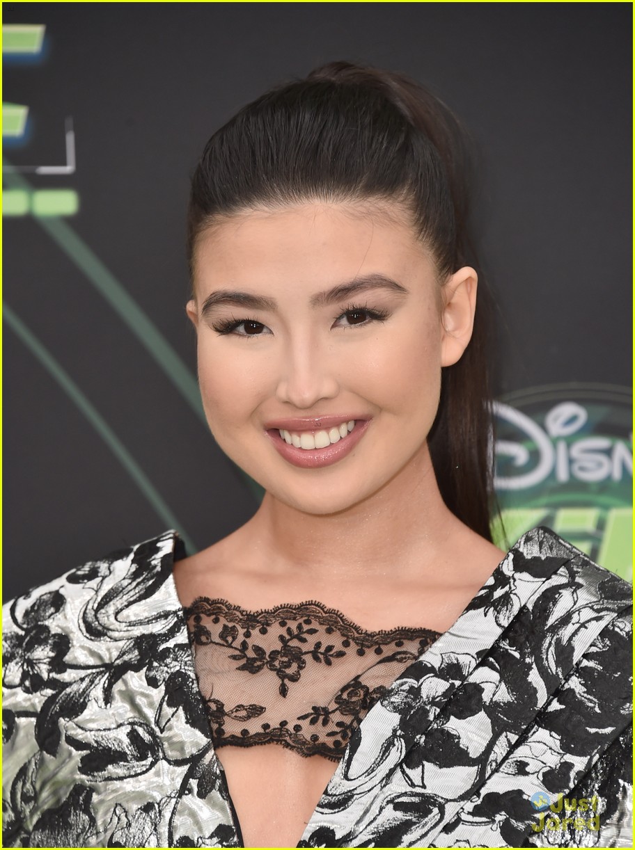 Full Sized Photo of erika tham kp premiere nia sofie more 22 | Erika ...