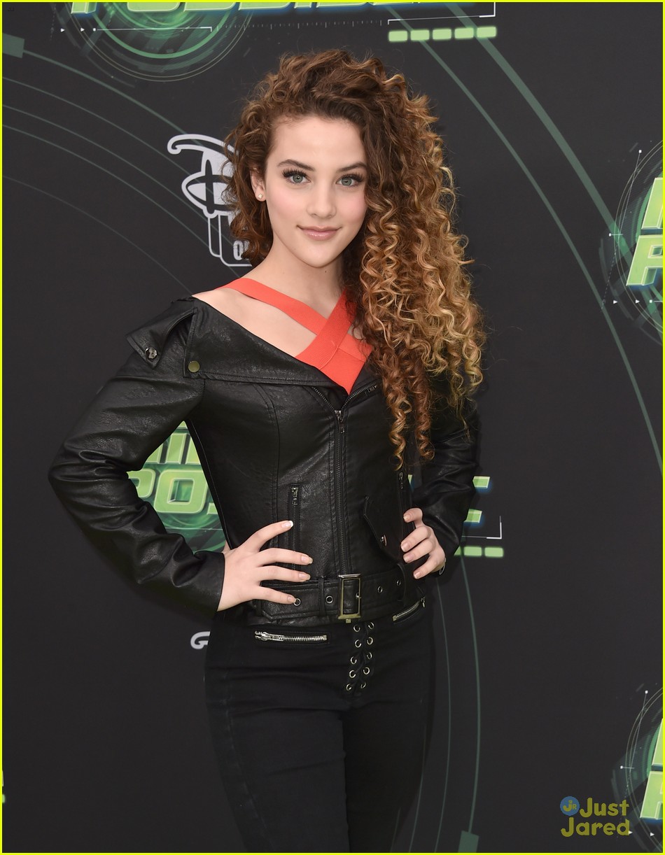 Full Sized Photo of erika tham kp premiere nia sofie more 31 | Erika ...