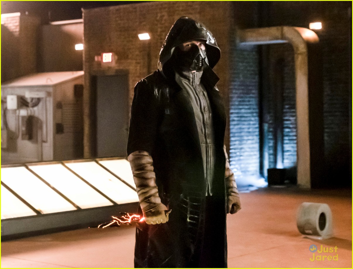 Nora Tries To Save Mom Iris on 'The Flash' Tonight | Photo 1216032 ...