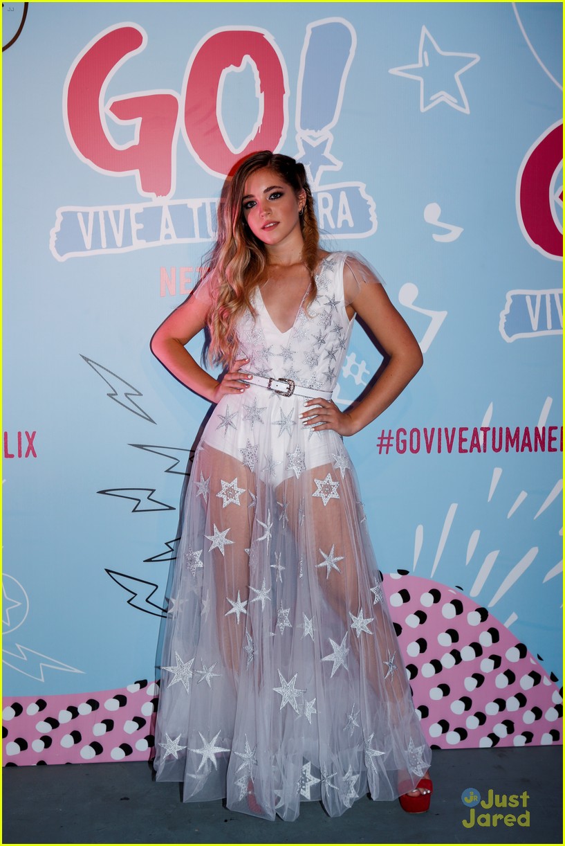 'Go! Vive a Tu Manera' Stars Celebrate Premiere of Series on Netflix ...
