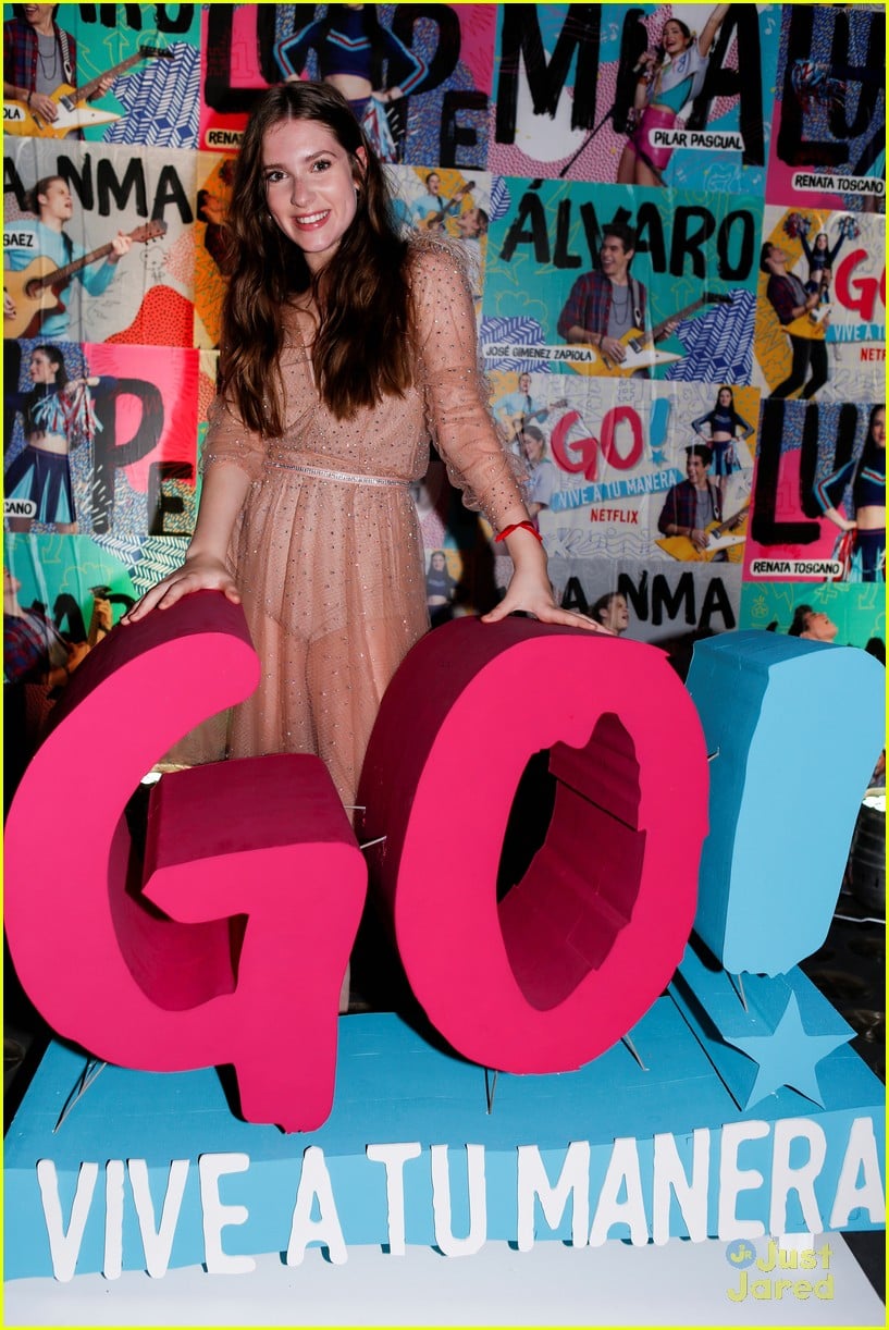 'Go! Vive a Tu Manera' Stars Celebrate Premiere of Series on Netflix ...