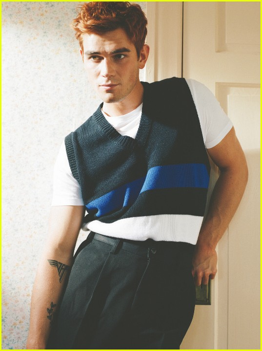 KJ Apa Opens Up About Insecurities in Front of the Camera | Photo ...