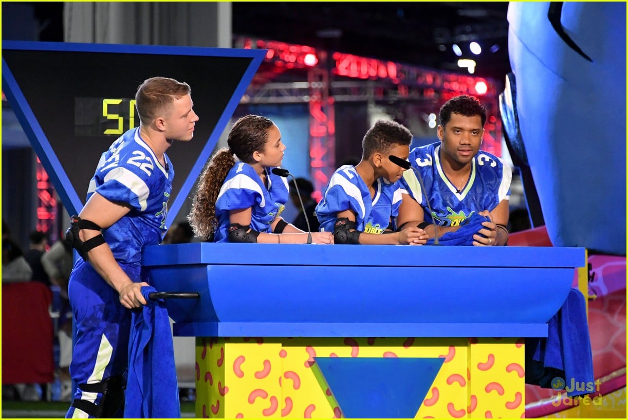 Full Sized Photo of liza koshy double dare football slime event 05 ...