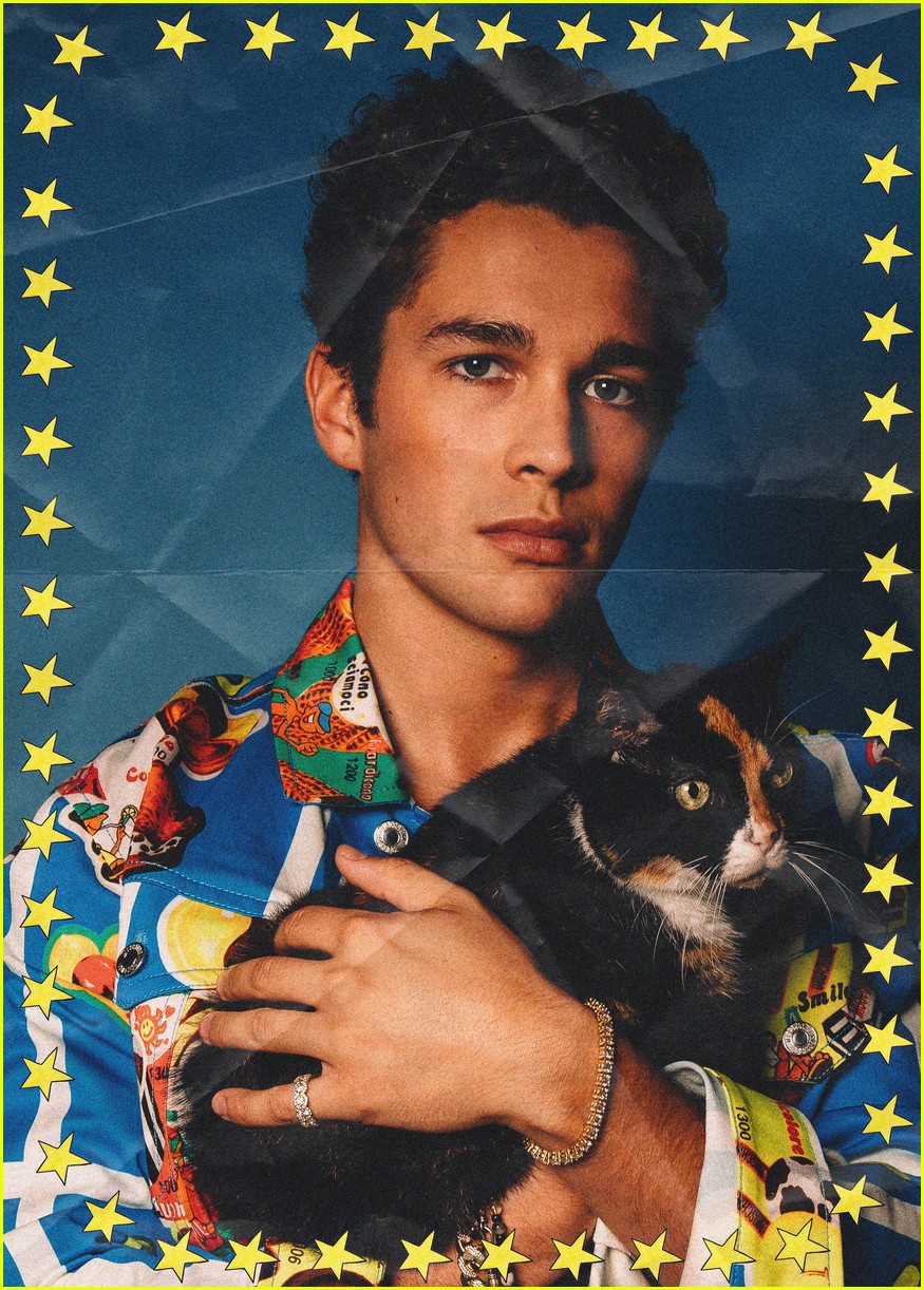 Austin Mahone Poses for Shirtless Photo Shoot Inspired by Vintage Teen ...