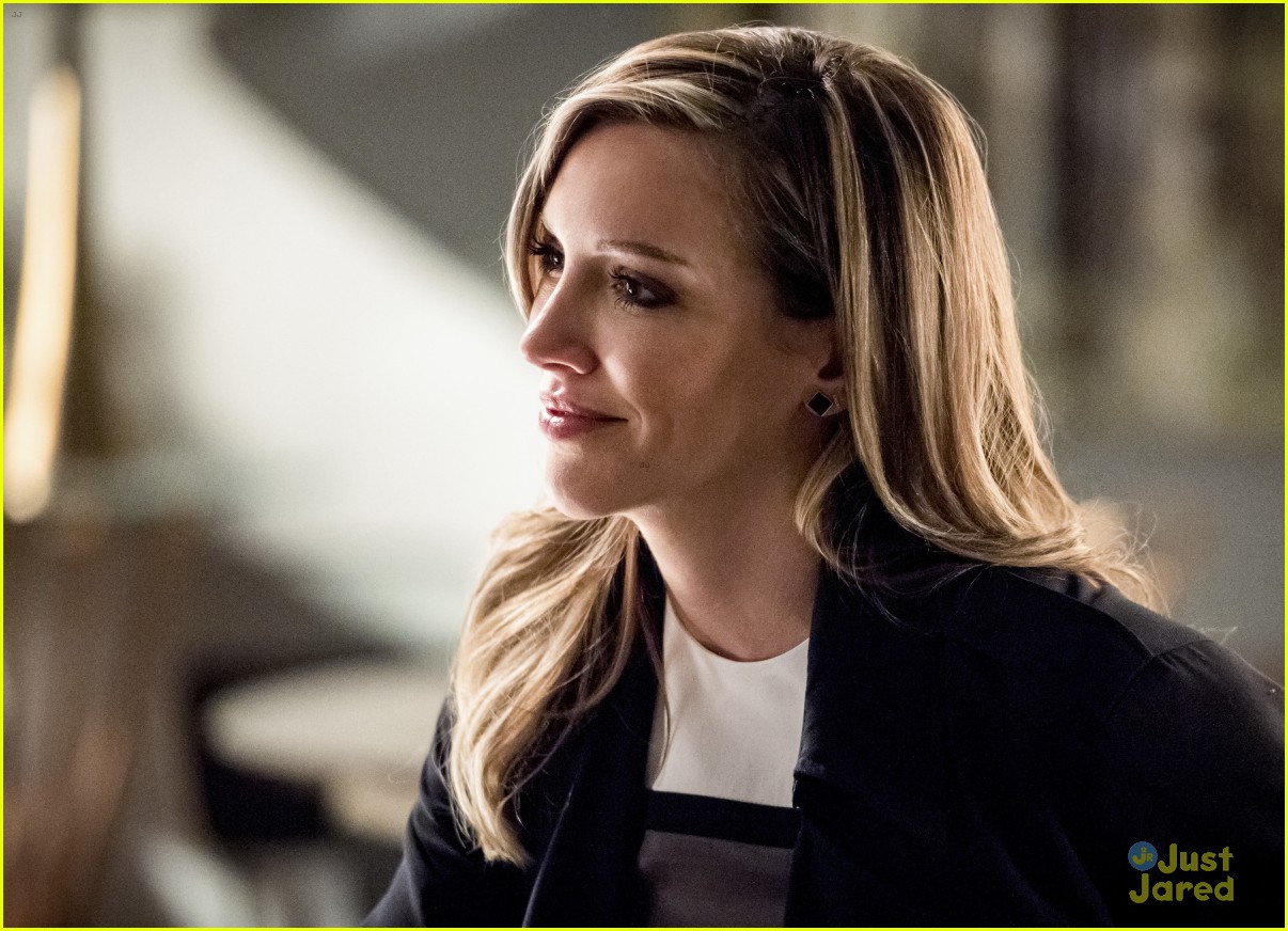 Oliver Bonds With New Half-Sister Emiko on 'Arrow' Tonight | Photo ...