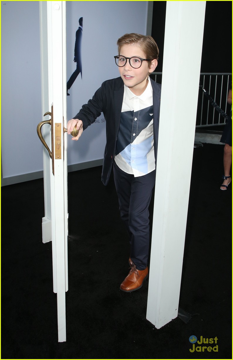 Jacob Tremblay Says Sister Erica 'Steals The Spotlight' In 'The ...