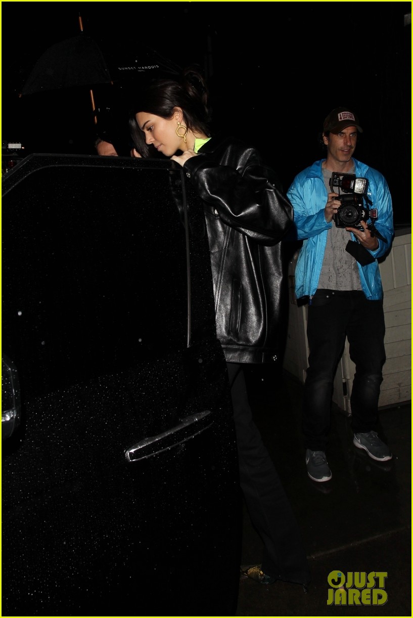 Kendall Jenner Hangs at Madison Beer's Birthday Party | Photo 1220863 ...