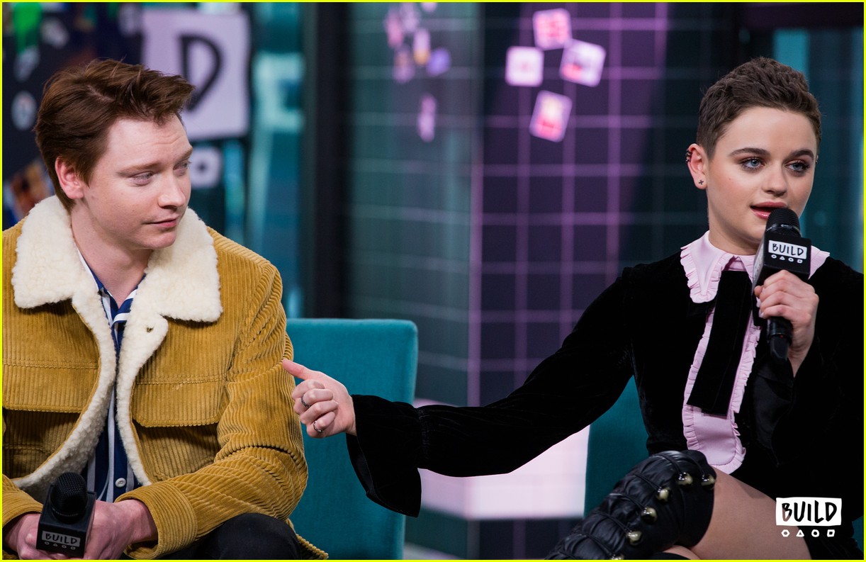 Watch Joey King Scare Calum Worthy During 'The Act' Press Day! | Photo ...