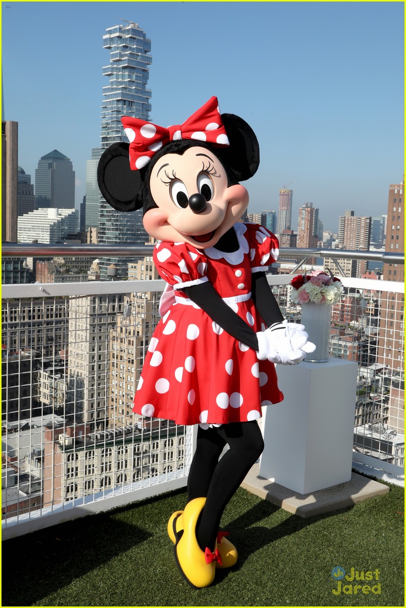 Minnie Mouse Launches Her Official Instagram! | Photo 1224149 - Photo ...