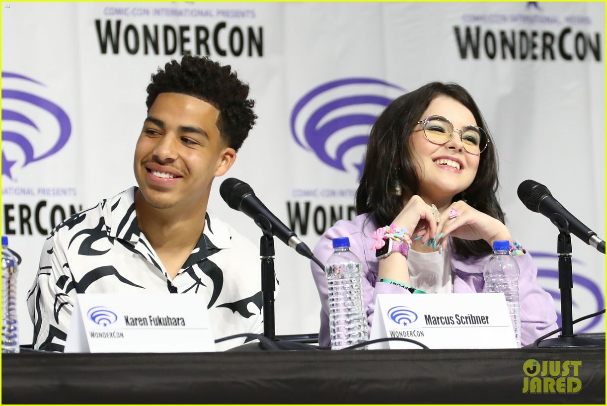Netflix's 'She-Ra' Cast Unites for WonderCon 2019! | Photo 1225723 ...