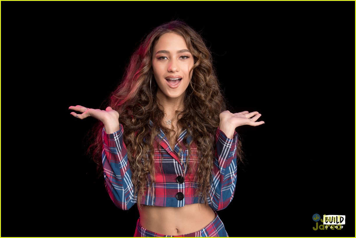 Full Sized Photo of skylar stecker redemp album build series 18 ...