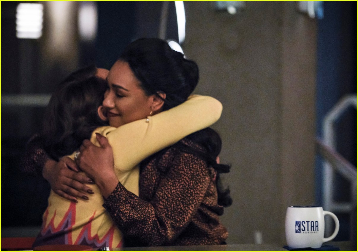 'The Flash': Meta-Human Cure is Ready to Use on Cicada in Tonight's New ...