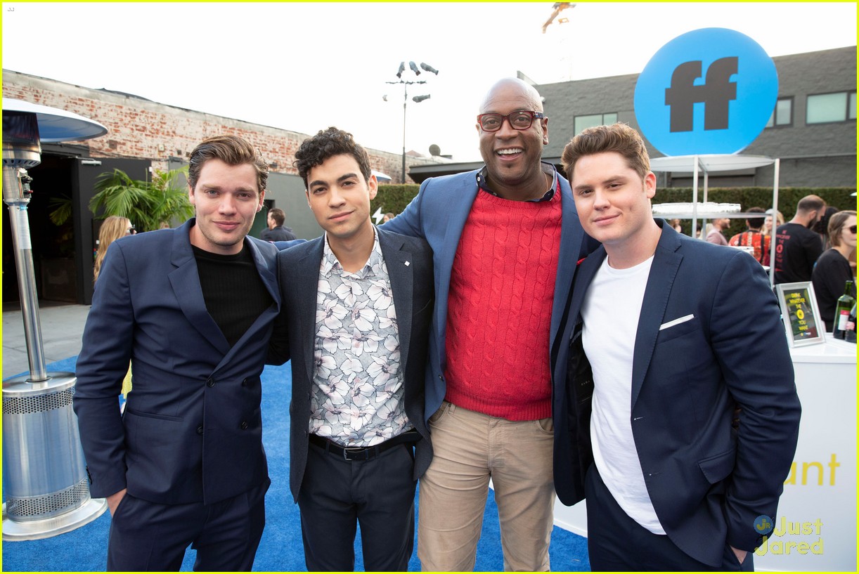 The 'Party of Five' Cast Threw An Actual Party at Freeform Summit 2019 ...