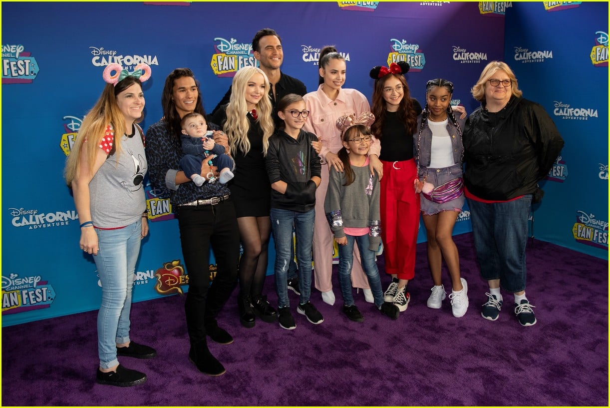 Dove Cameron & Sofia Carson Join 'Descendants 3' Cast at Disney Channel ...