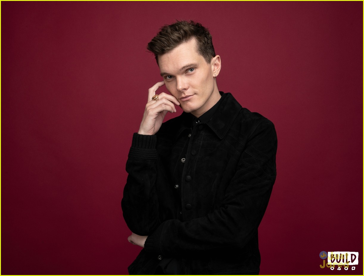 Luke Baines Dishes on 'Shadowhunters' Series Finale | Photo 1229578 ...