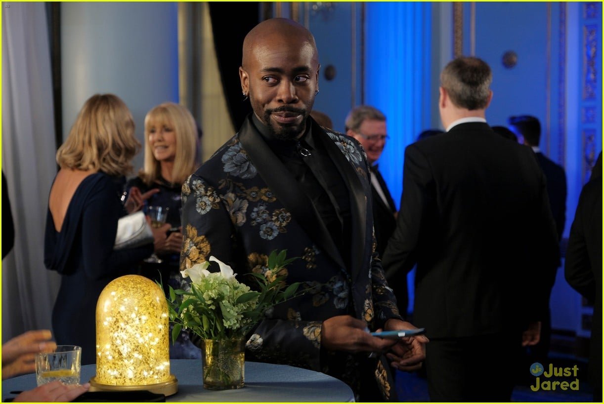 Full Sized Photo of tbt deep end stills 07 | Jane Takes Out Her ...