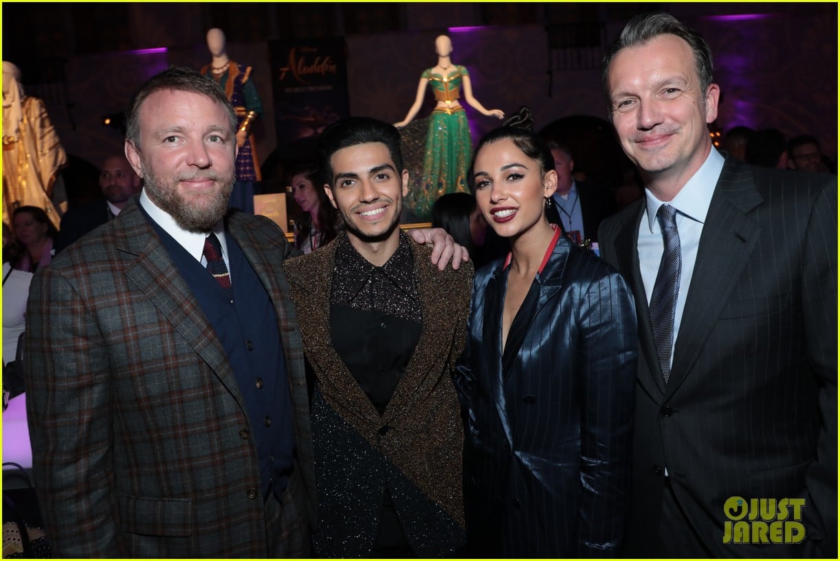 Here's Why Mena Massoud Isn't Shirtless In 'Aladdin' Like The Animated ...