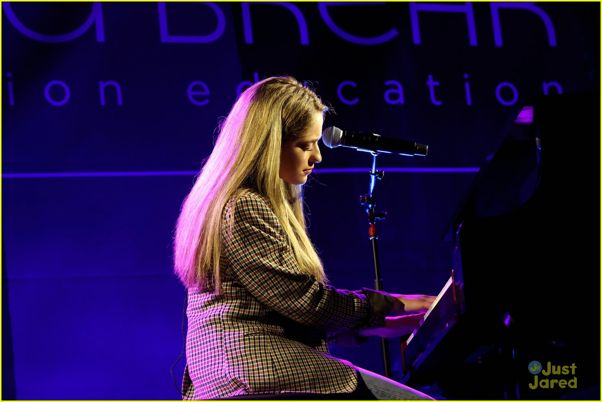 Brynn Cartelli Performs For City Year's Spring Break Event in LA ...