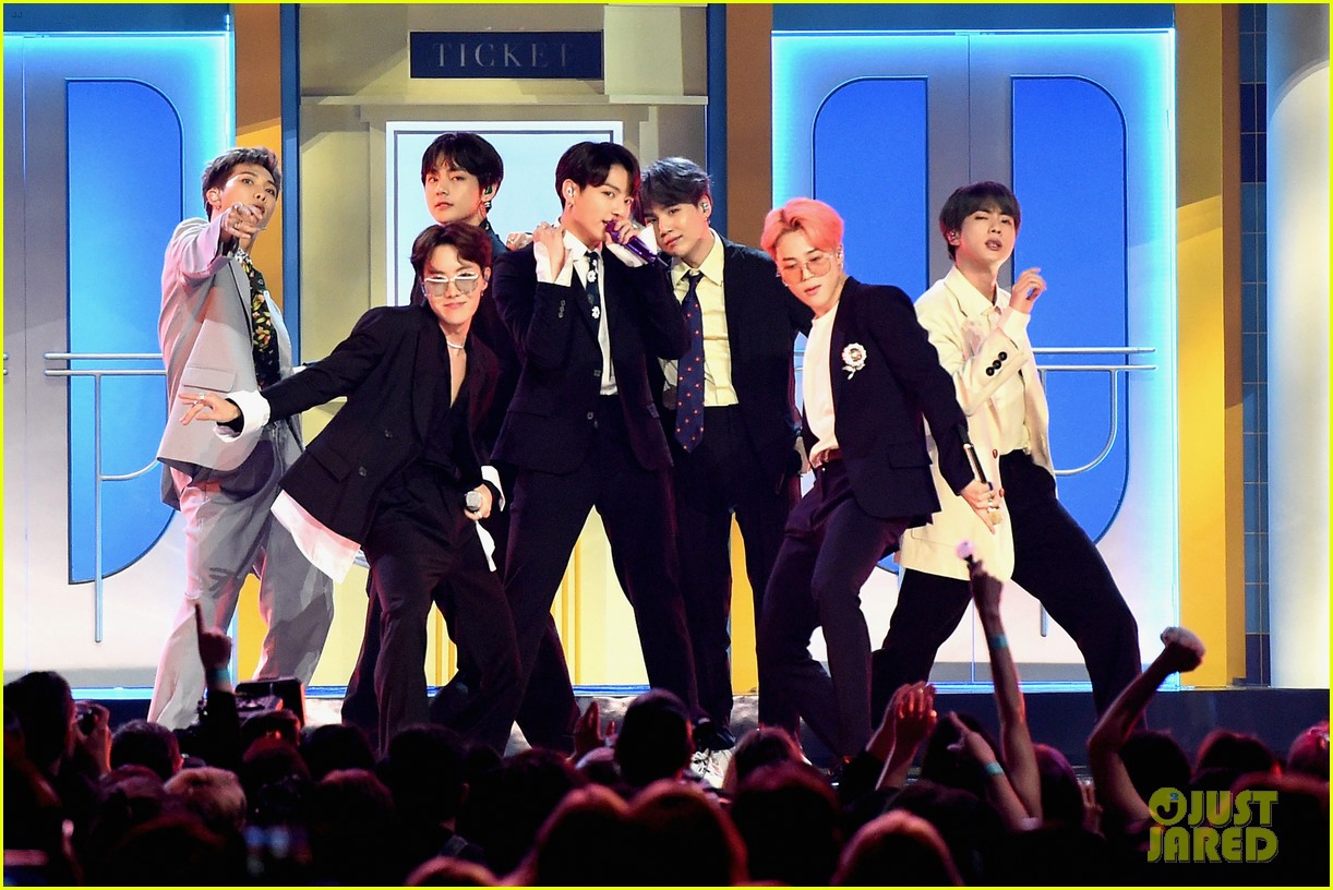 BTS & Halsey Slay Their Debut Live Performance of 'Boy With Luv' at ...