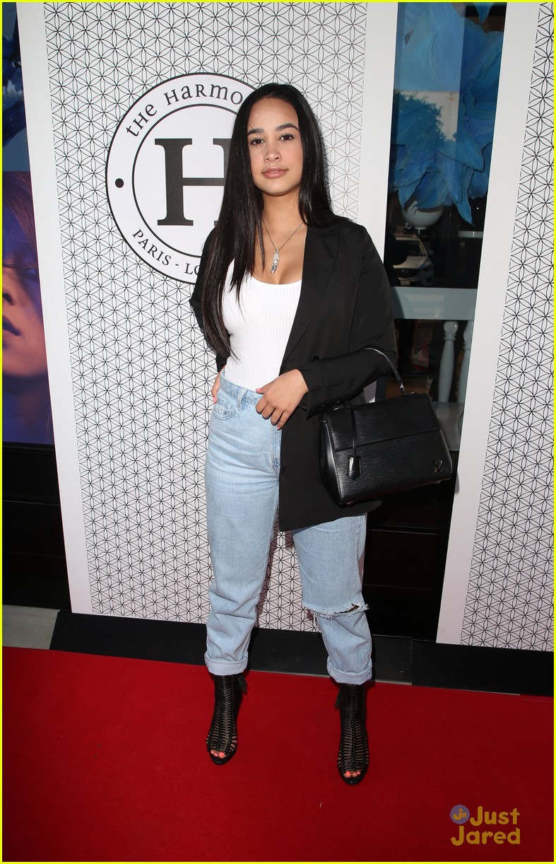 Emily Tosta Writes Sweet Note to 'Party of Five' Siblings | Photo ...