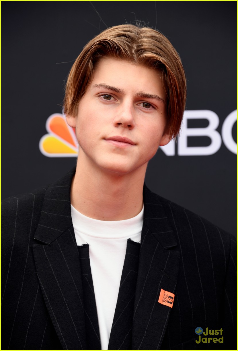 Aussie Musician Ruel Hits Billboard Music Awards 2019 After Dropping ...