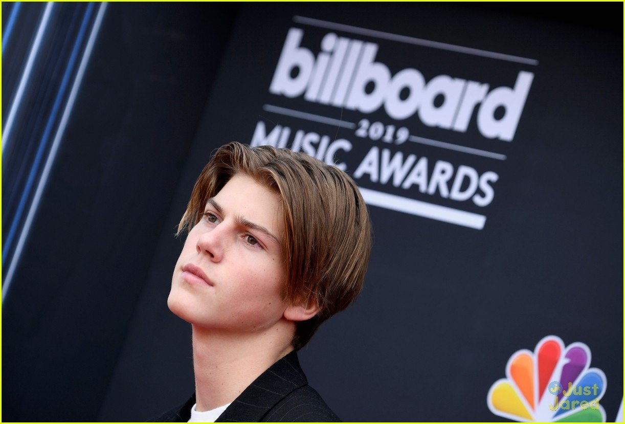 Aussie Musician Ruel Hits Billboard Music Awards 2019 After Dropping ...